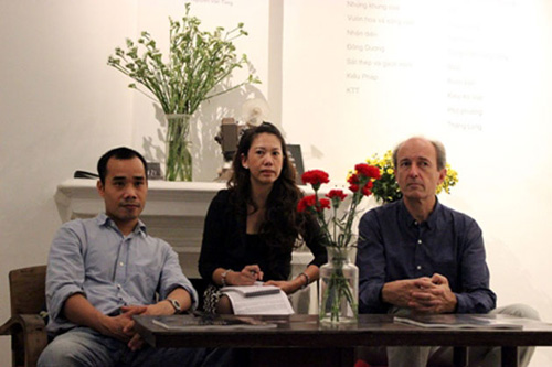 Cùng rong chơi Hà Nội với Martín Rama | baotintuc.vn