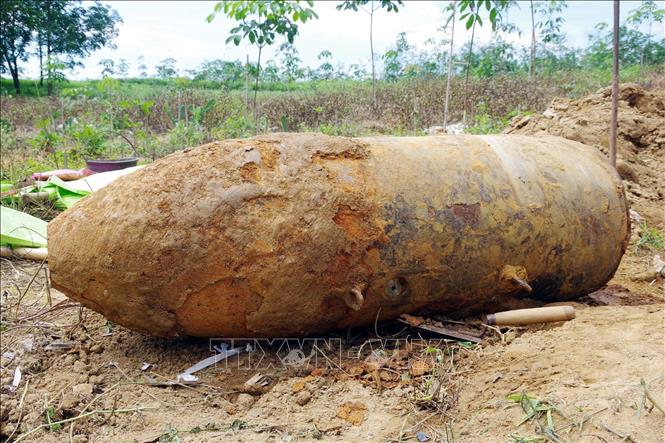 Phú Thọ: Liên tiếp phát hiện bom mìn, vật liệu nổ sau chiến tranh ...