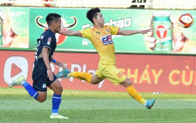 Vòng 12 V-League 2023 - 2024: Hoàng Anh Gia Lai sa lầy ở xứ Thanh | baotintuc.vn