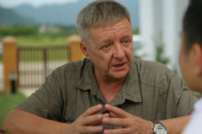 Người tìm ra hang Sơn Đoòng sang Thái Lan trợ giúp cứu hộ đội bóng ...