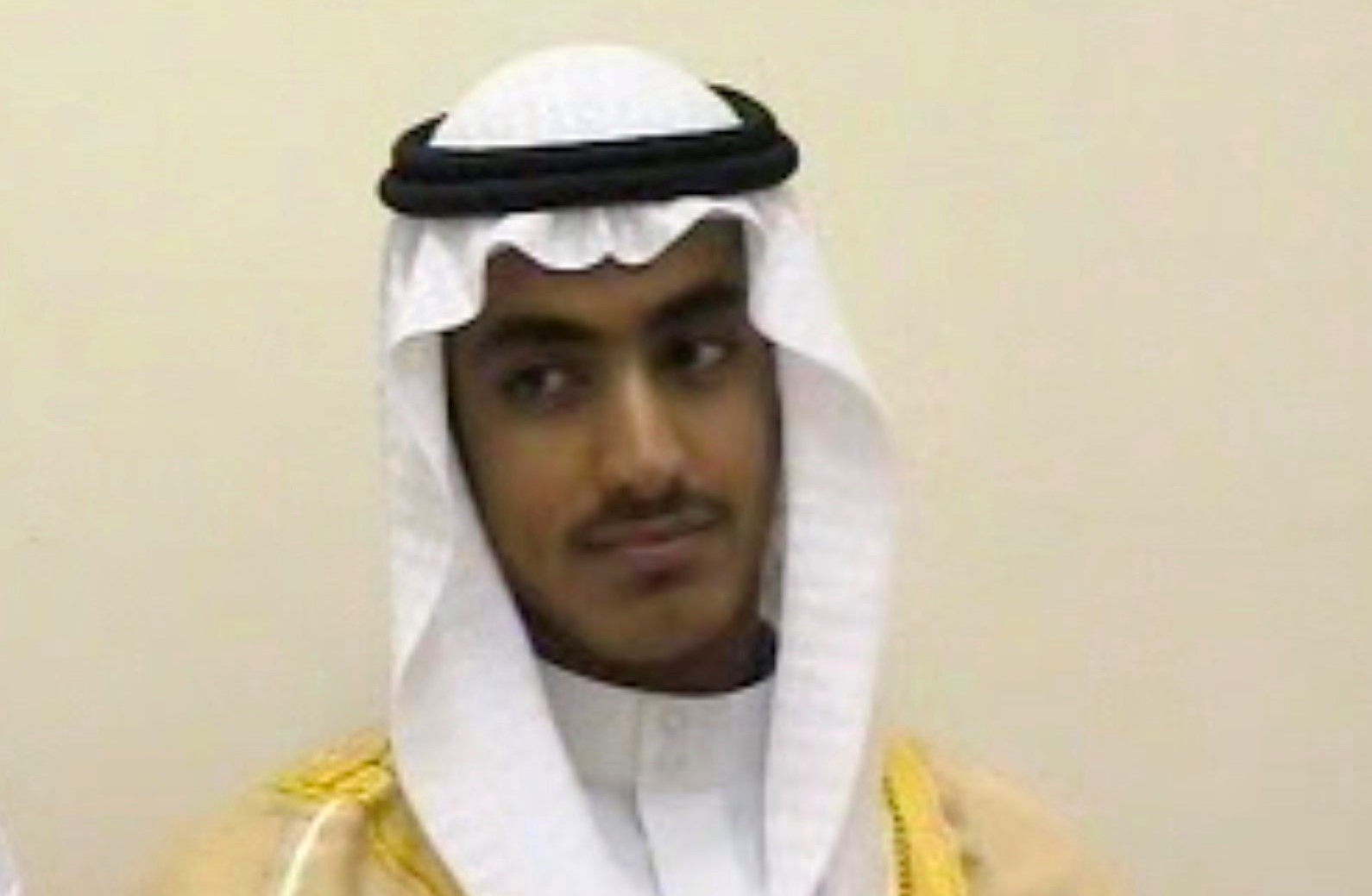 Mỹ treo thưởng 1 triệu USD để truy tìm con trai Osama Bin Laden ...