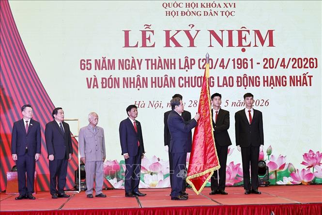 Bảo đảm chính sách dân tộc được thể hiện đầy đủ, thực chất trong từng ...